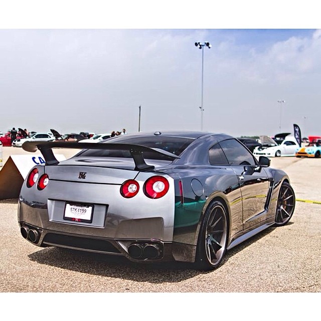 @Nissan GTR: Who likes the Esprit wing on the GT-R ...
