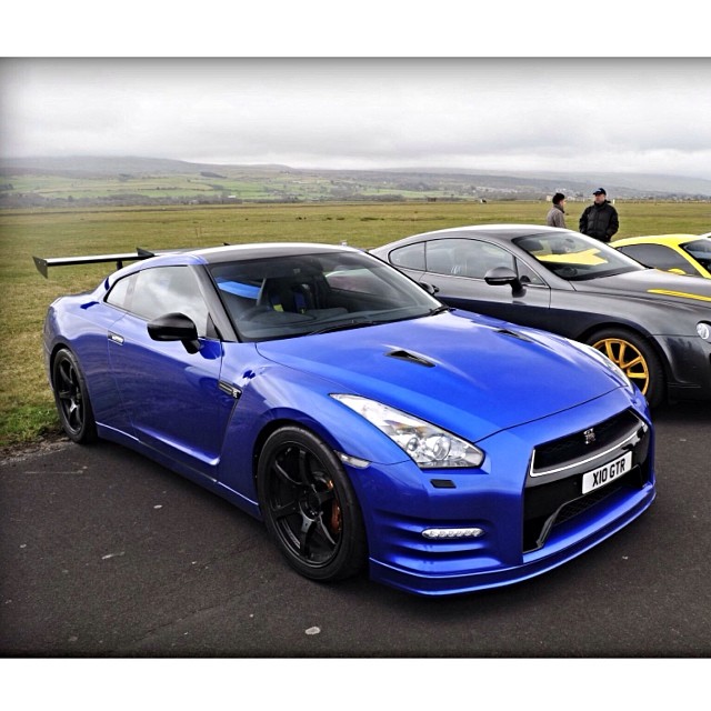 @Nissan GTR: SVM 'Gundam' the worlds fastest GT-R at 237.85mph! # ...