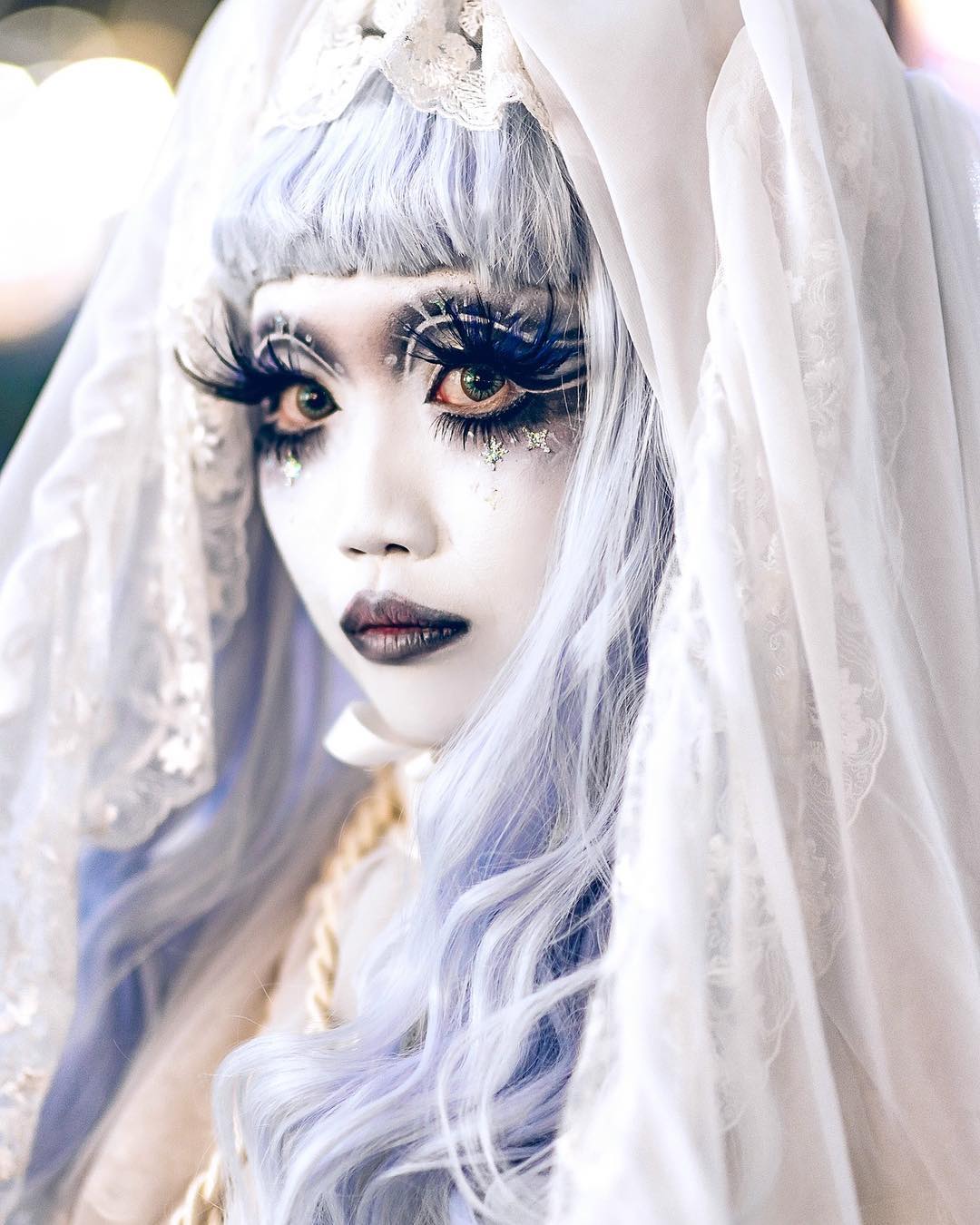@Tokyo Fashion: Japanese shironuri artist Minori (@minori00mon) on the ...