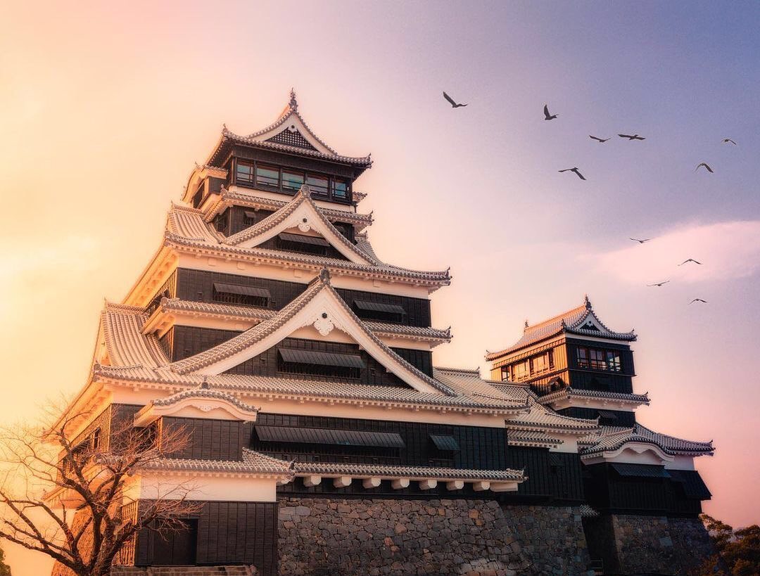 Visit Japan: The beautiful Kumamoto Castle has an impressive 400 year ...