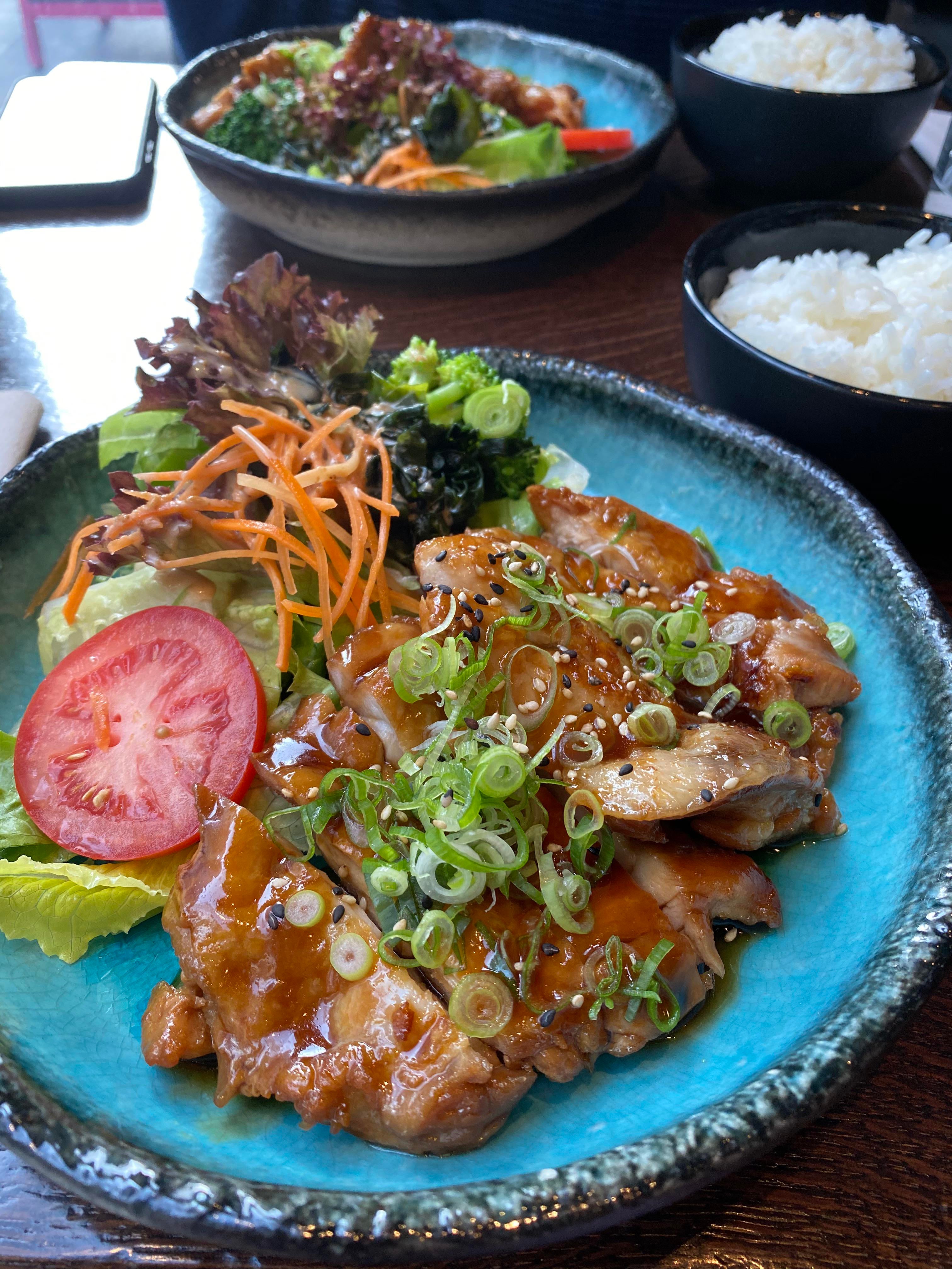 I’m craving this chicken teriyaki! (Miyako - London) - Alo Japan