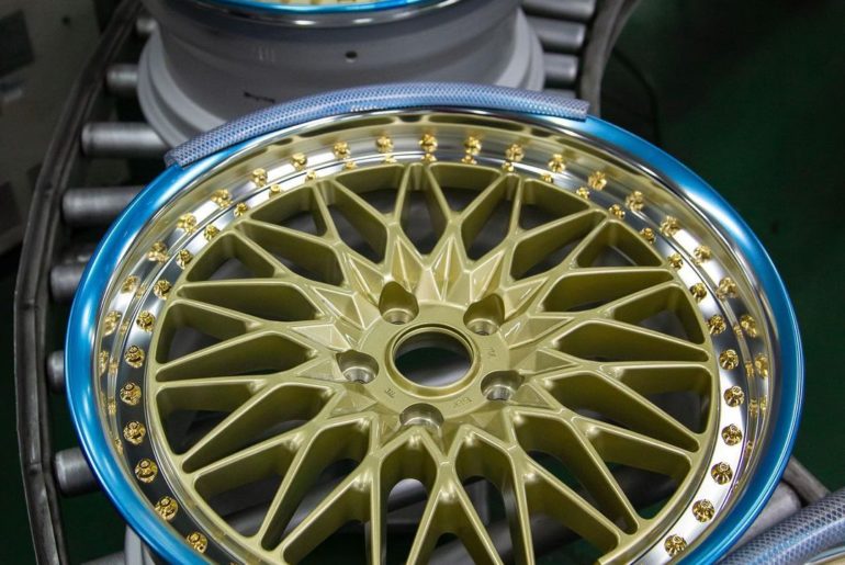 Work Wheels Japan: GARAGEVARY S660 on WORK RIZALTADO MESH2 ホイールサイズ：(F ...