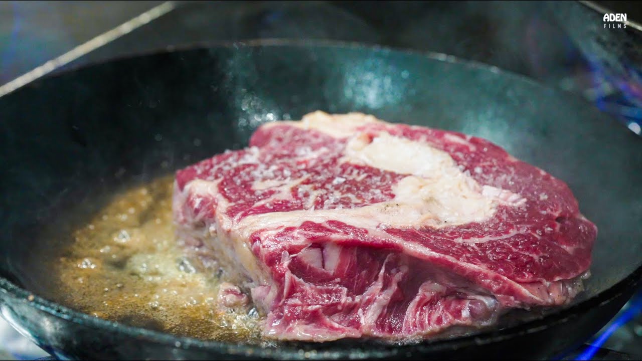 Thick Dutch Steak - Food in Amsterdam - Alo Japan