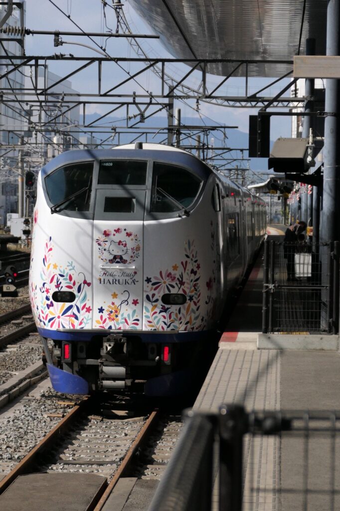The Haruka Limited Express to Kansai International Airport - Alo Japan ...