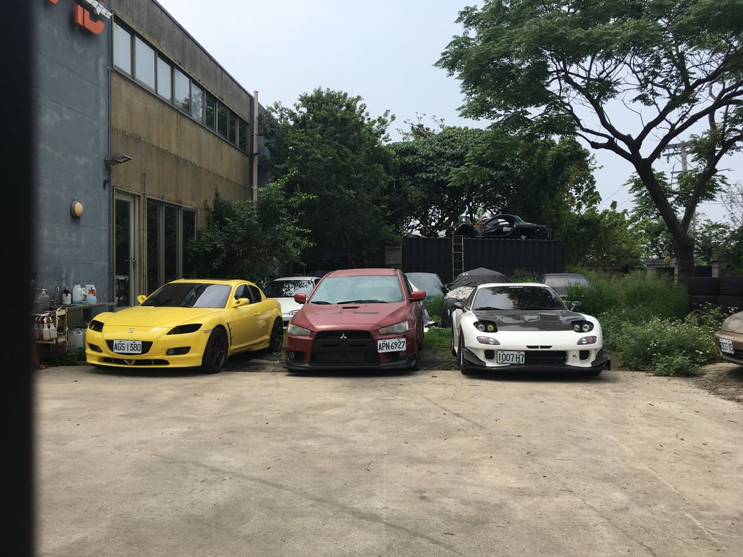 RX8, Evo X, RX7 Veilside, GT-R parts and the two RX7 shells from last ...