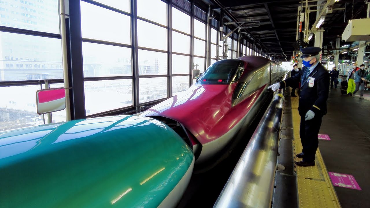 Very rare Shinkansen train coupling and uncoupling scene! Traveling on the Tohoku in the snow ...