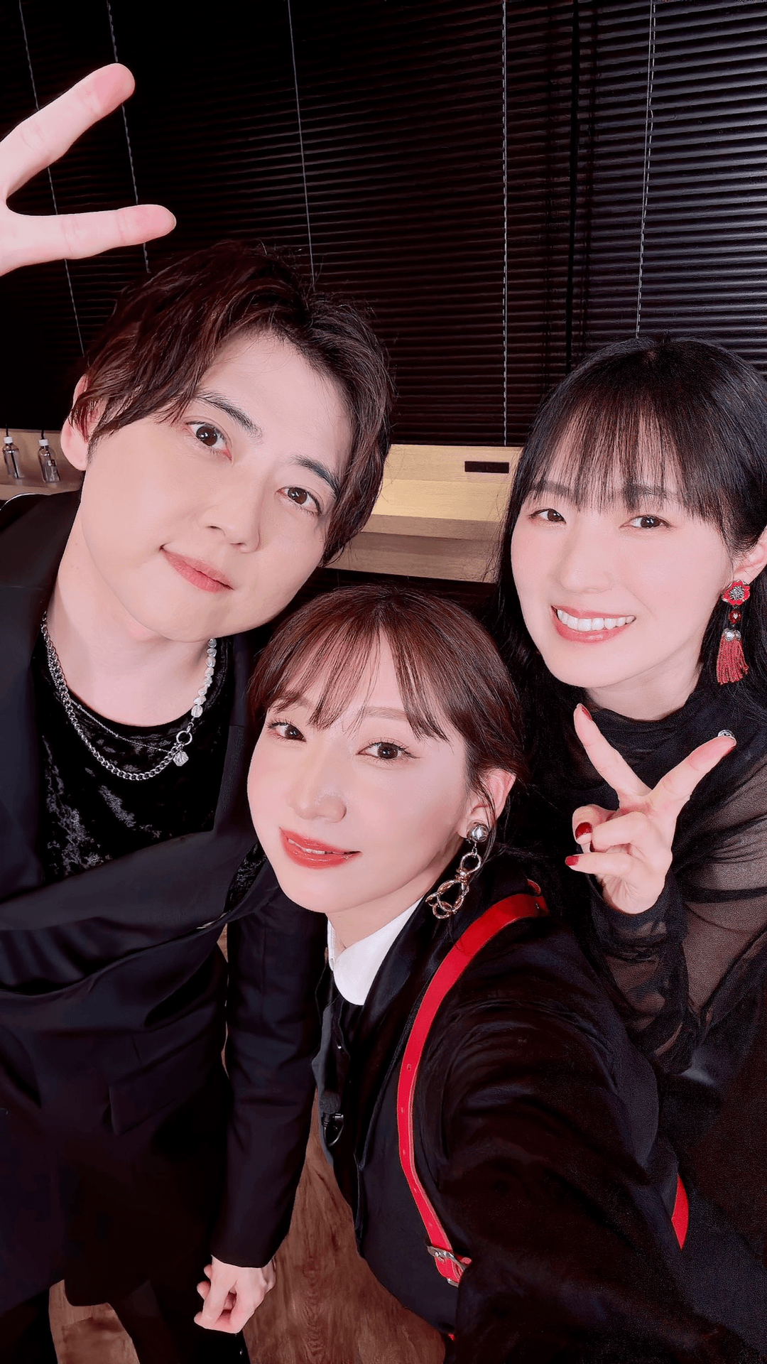 Inoue Marina, Ishikawa Yui, and Kaji Yuki「Shingeki no Kyojin」Pre-air ...