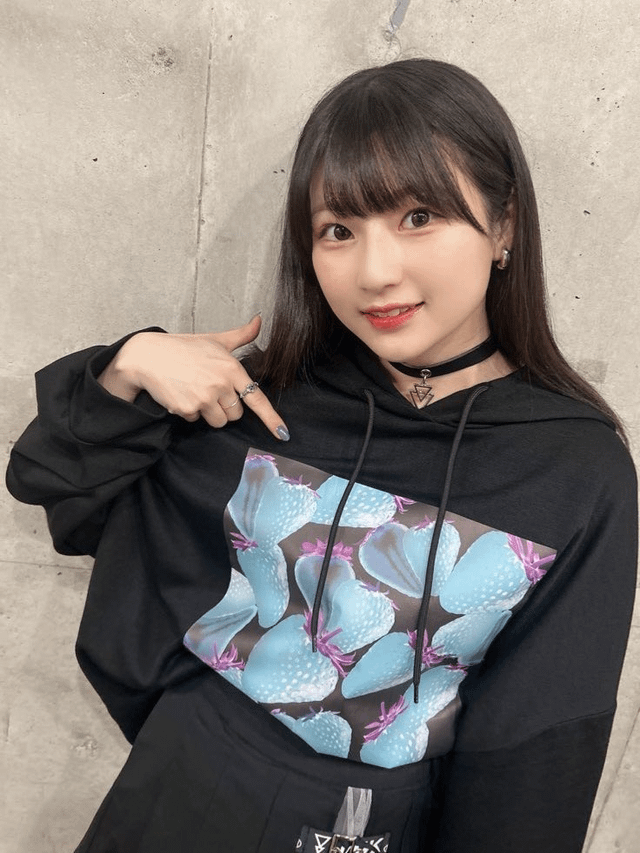 Aoki Hina from Her KINGLYMASK Collab Shoot - Alo Japan All About Japan