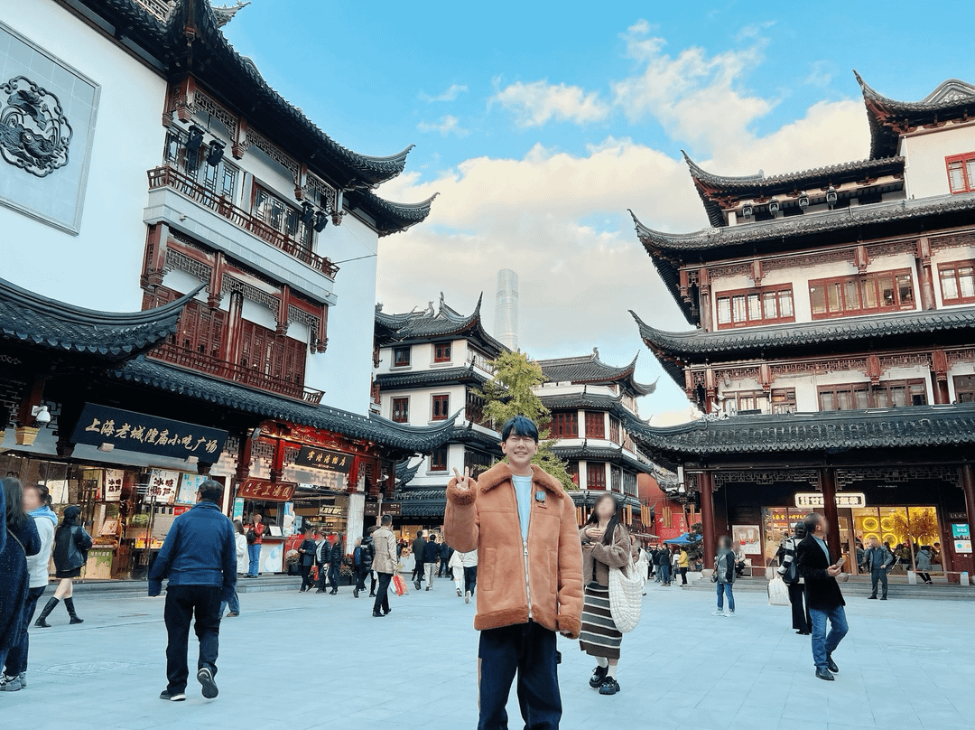 Hanae Natsuki in Shanghai - Alo Japan