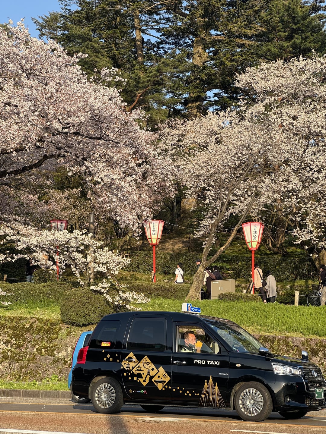 Kanazawa in spring 🌸 - Alo Japan All About Japan