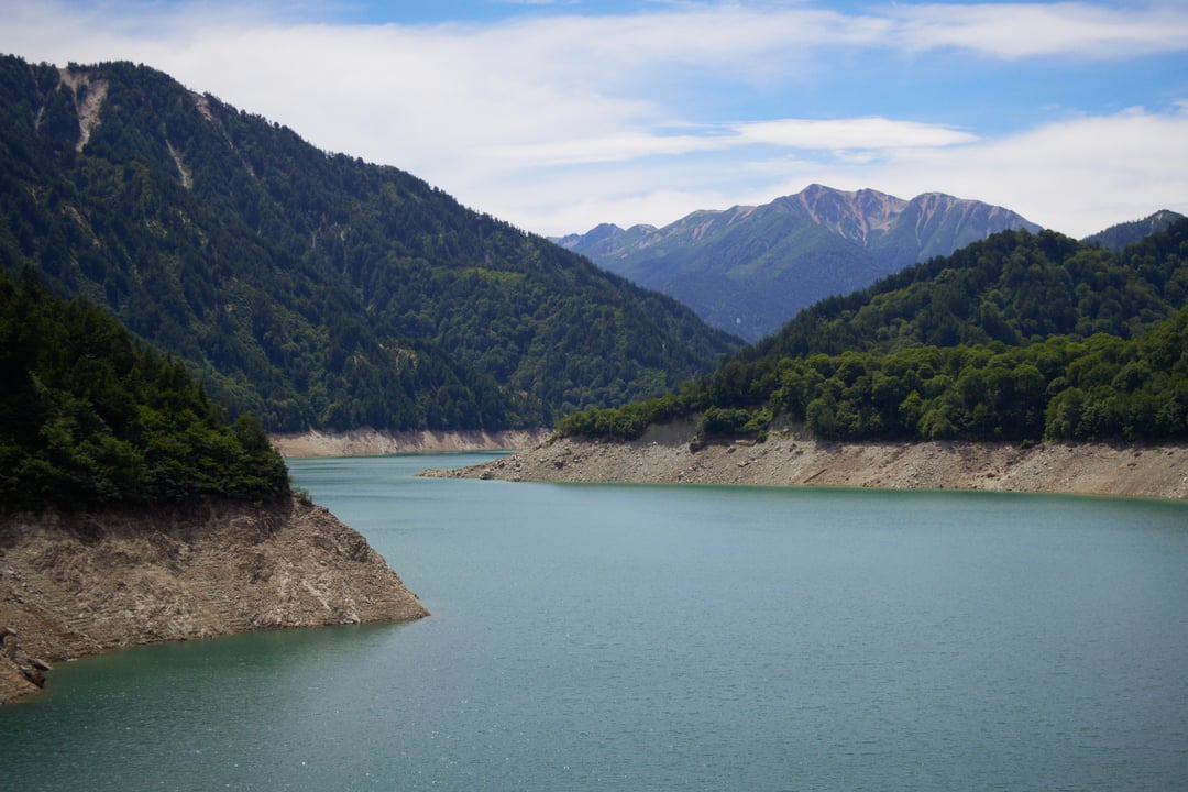 Kurobe Dam - Japan's tallest dam at the foot of Hida Mountains - Alo ...