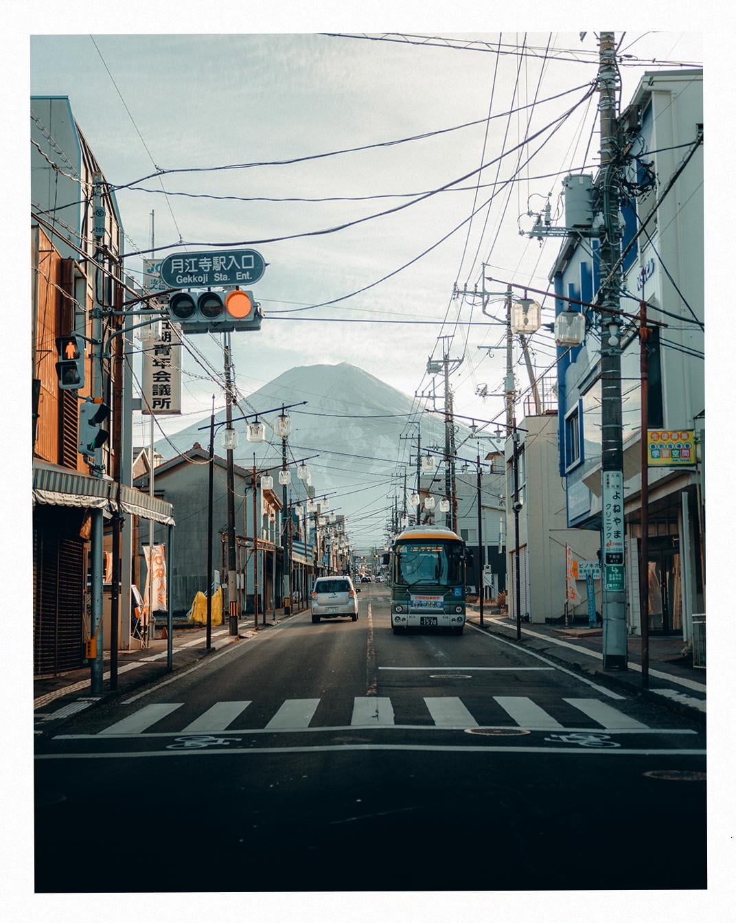 A Quiet Street with Mount Fuji Overlooking the City [OC @tombaenre ...