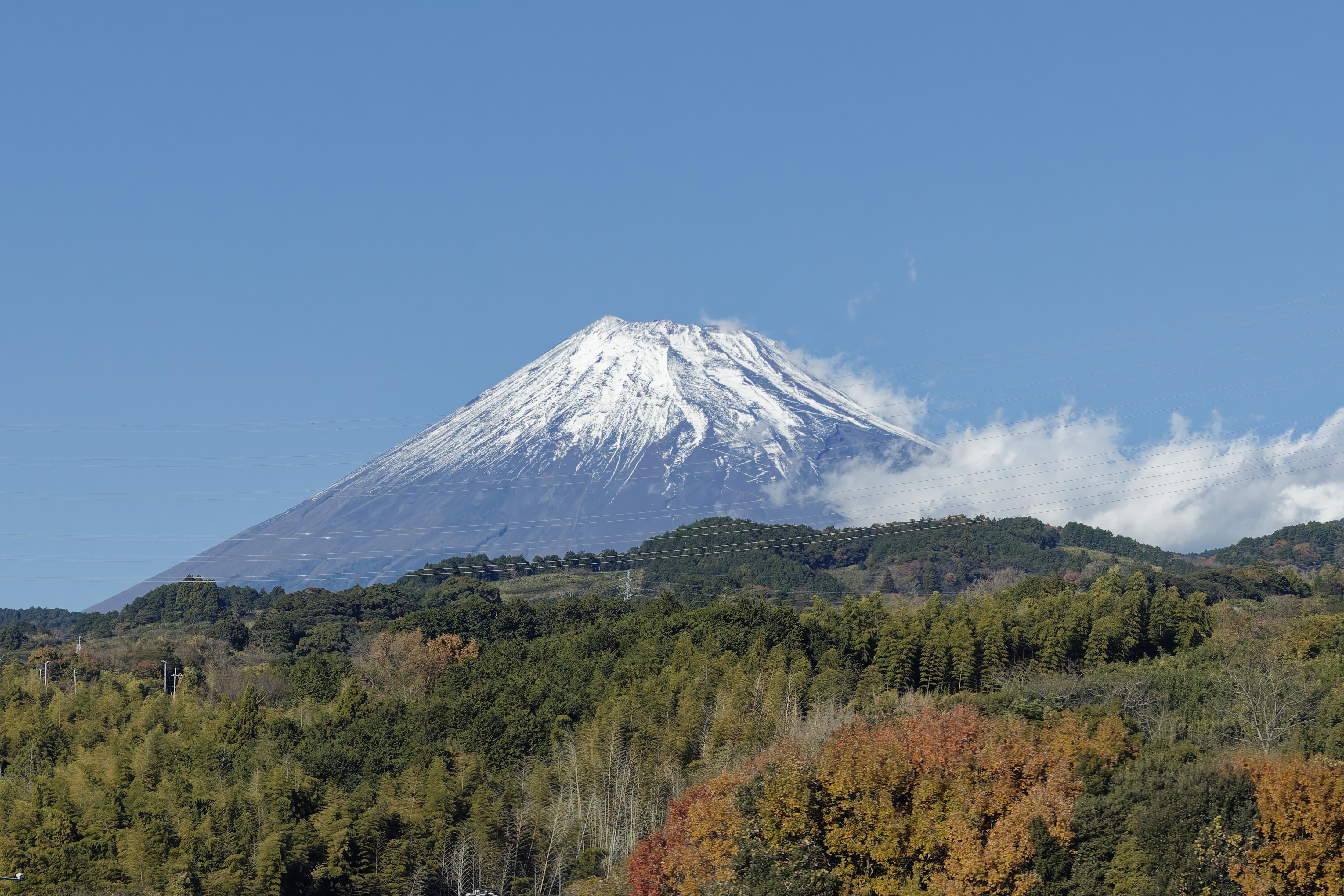 Powerlines and Fuji - Alo Japan All About Japan