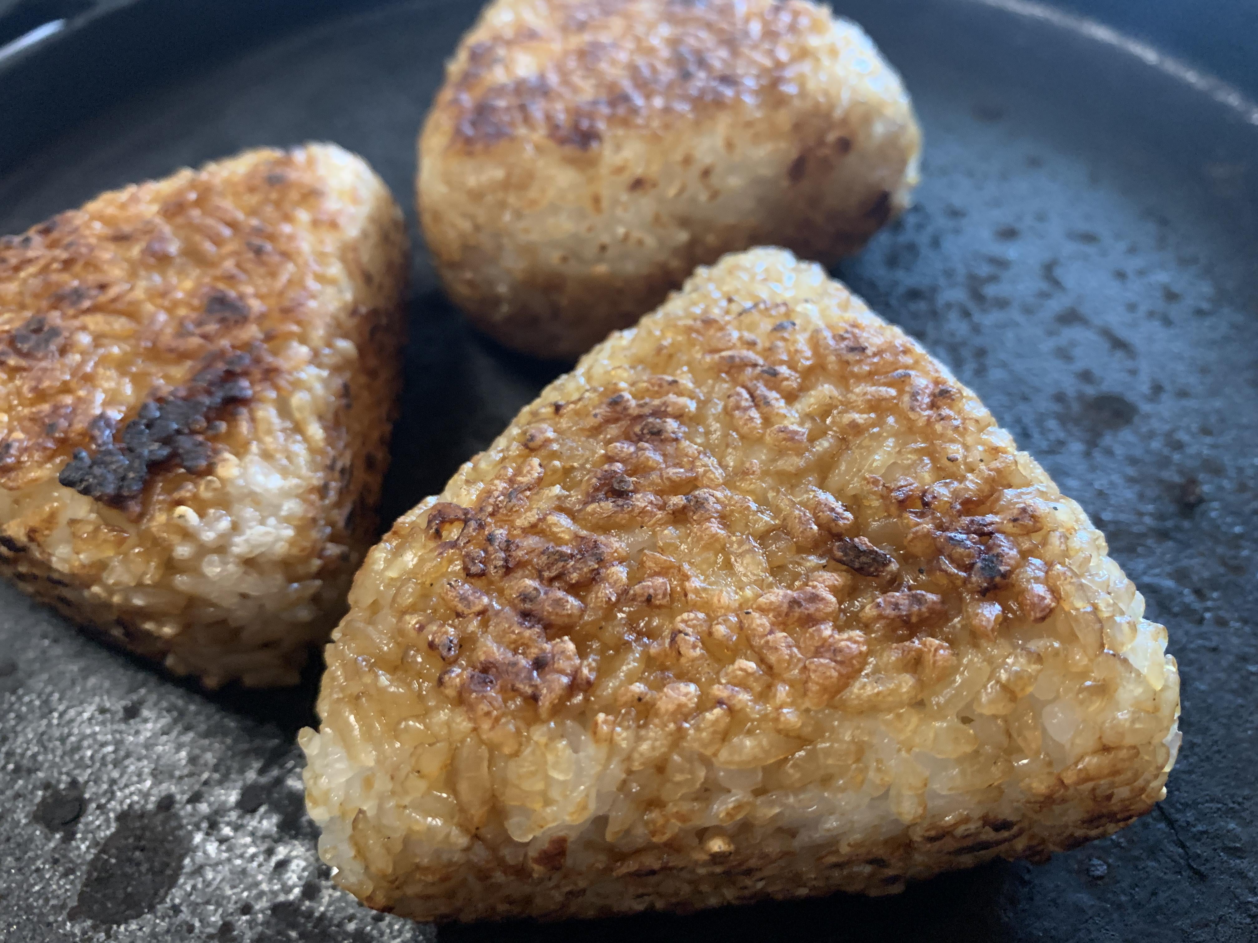 Do you know about Japan's grilled rice balls (yaki onigiri)? Soy sauce ...