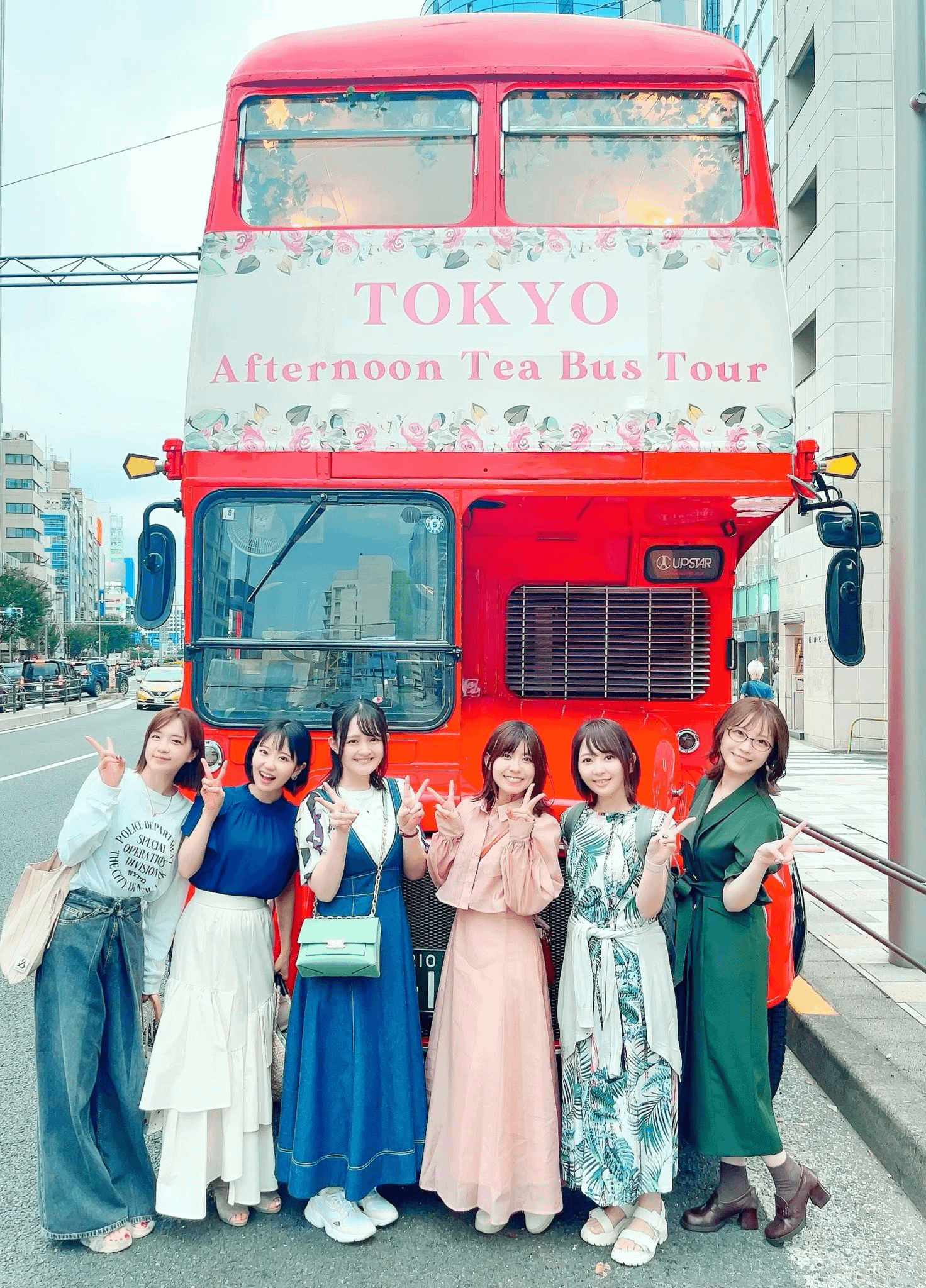 Suwa Ayaka, Touyama Nao, Nishi Asuka, Tanaka Manami, Taneda Risa, and ...