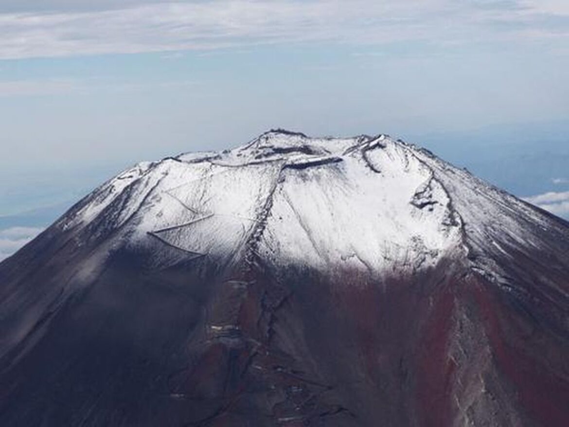 Japan Prepares For Possible Eruption Of Mount Fuji - Alo Japan All ...