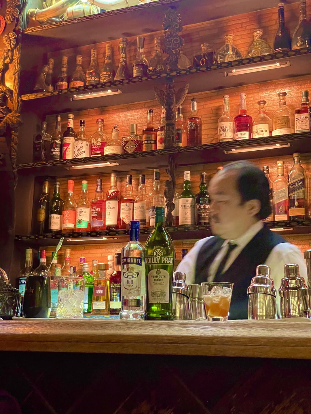 Bar Crysler est 1950 is the oldest western bar in Yokohama. - Alo Japan ...