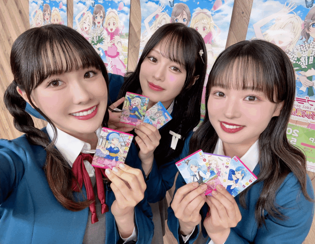 Sakakura Sakura, Emori Aya, and Okuma Wakana from the 5/30 Liella ...